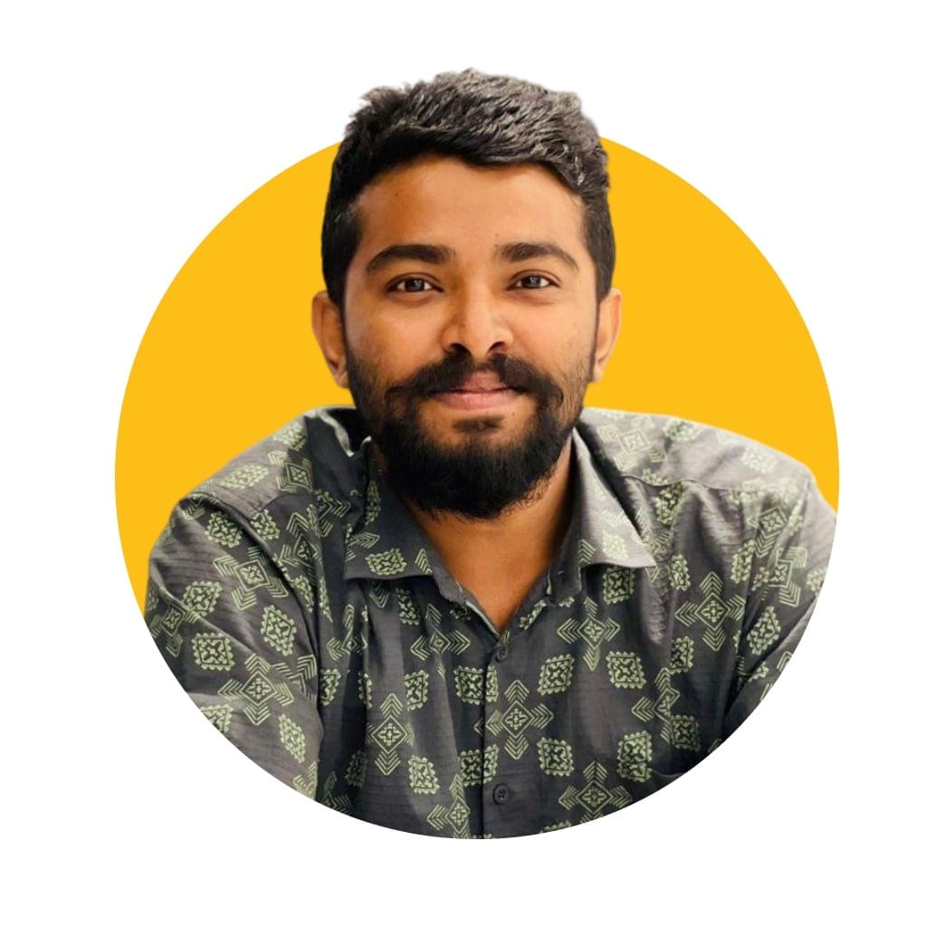 Meet Our Team - CarryBee