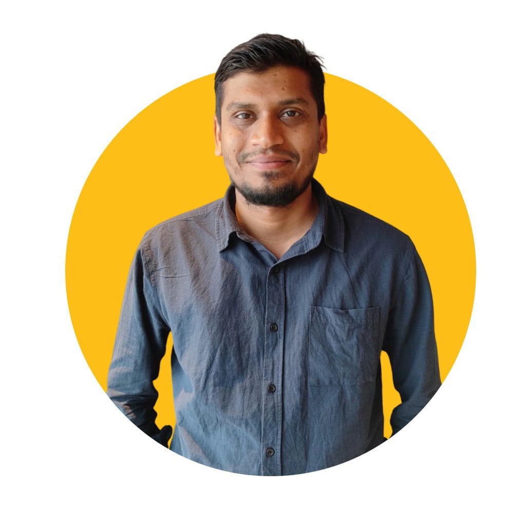 Meet the Experts Behind CarryBee's Courier Services