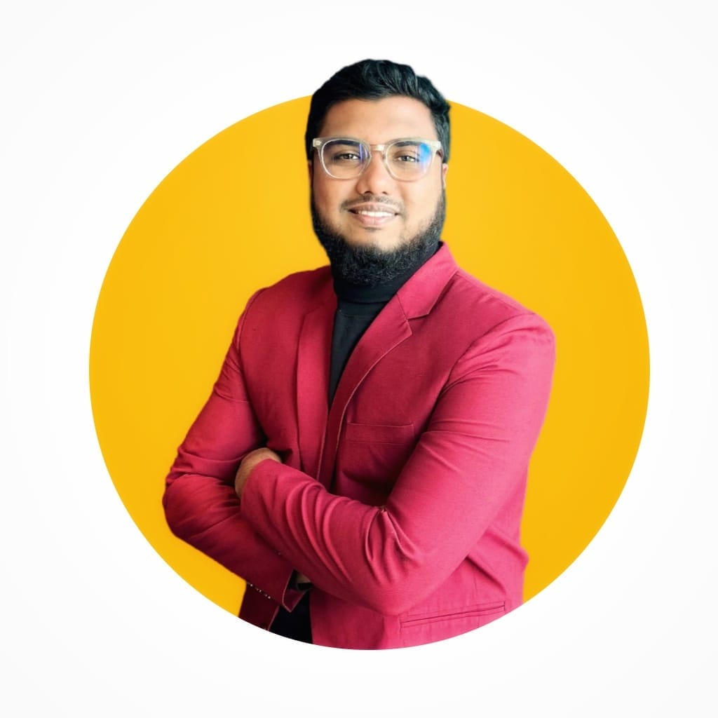 Meet the Experts Behind CarryBee's Courier Services